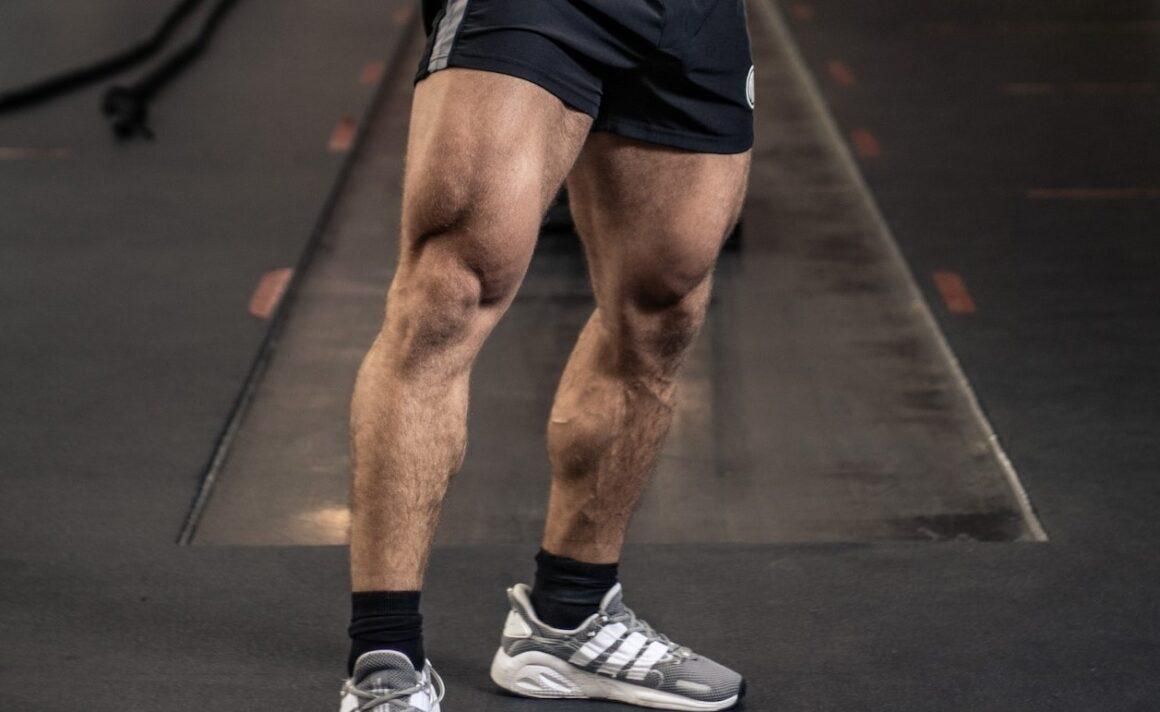 Building Strong Leg Muscles Without Heavy Weights - EVERYbloke